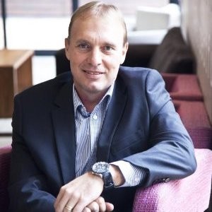 Roundtable Discussion with Partners - cloudmania